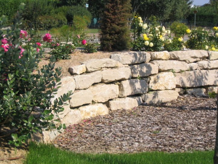 Muret enrochement | Rebeyrol Créateur de Jardins