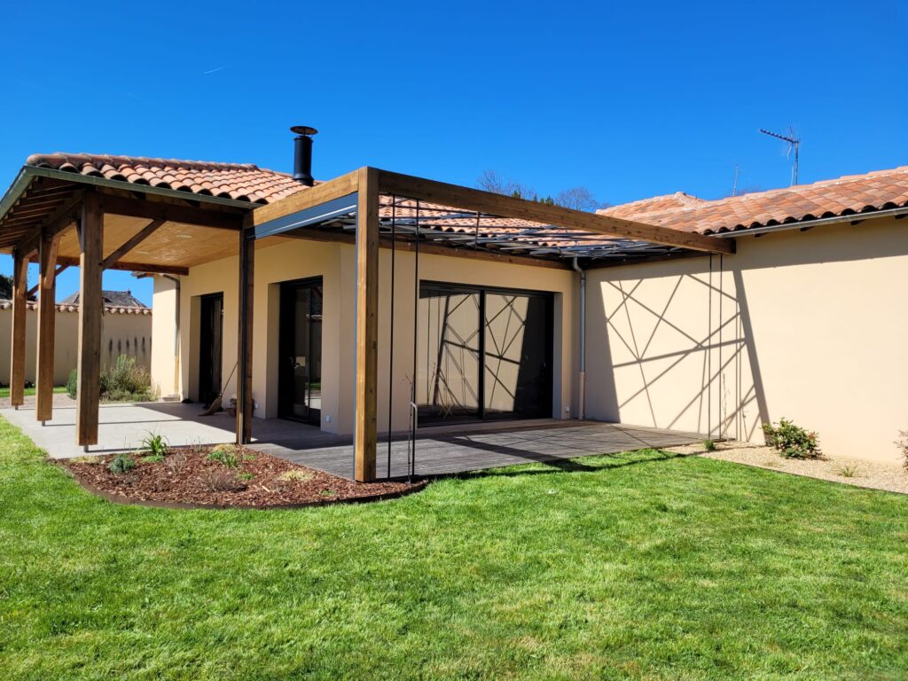 Pergola bois et fer forgé | Rebeyrol